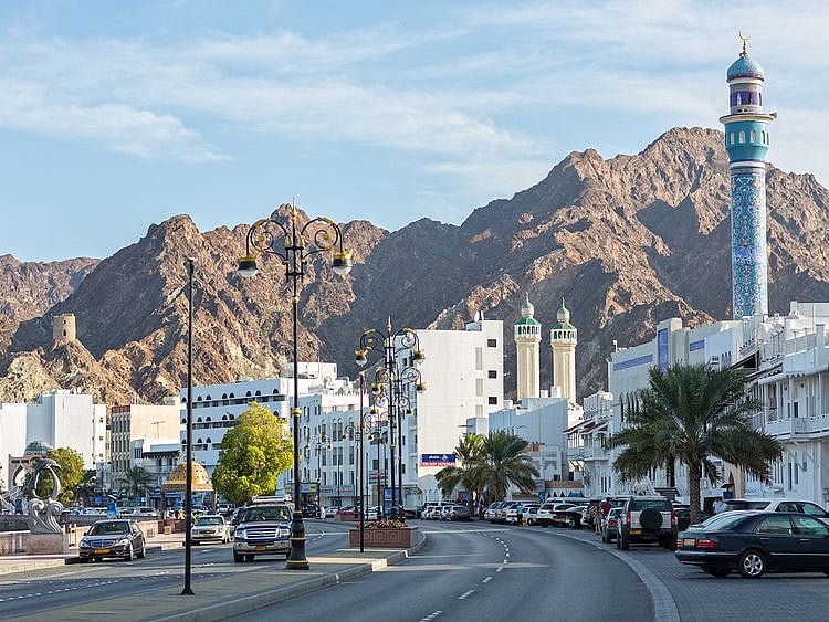 Oman Enforces New Fines for Delayed Reporting of Work Injuries