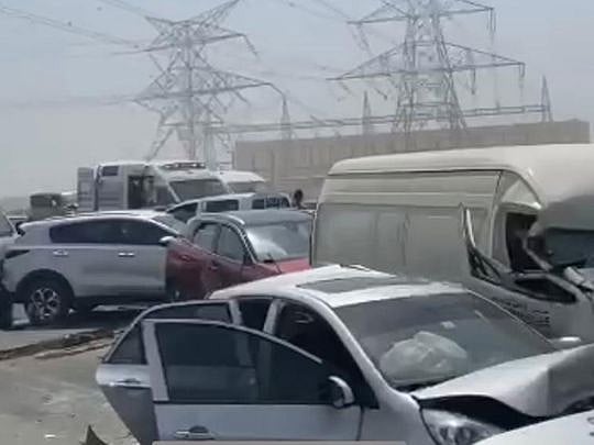 34 cars involved in pile up accident on Emirates Road in Dubai