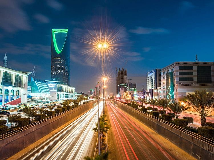 UAE-Saudi Arabia shipping costs surge after strict rules on trucks' age