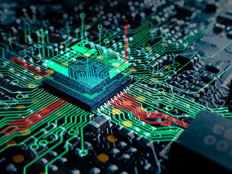 Saudi Arabia launches semiconductor hub with SR1b fund