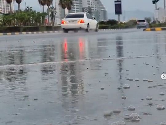 Slight decrease in temperatures across the UAE, cloudy weather and ...