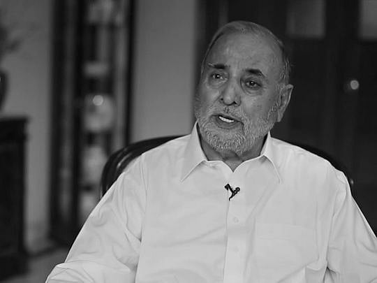 Pakistani pilot who was the first chief pilot of Emirates passes away