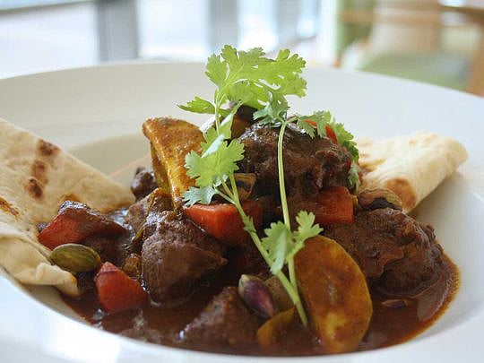 Here's how to make Thareed or meat broth