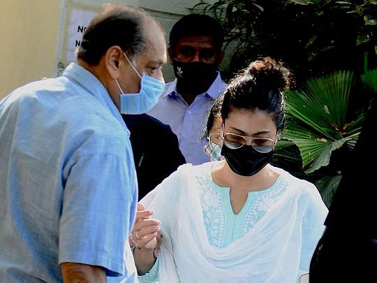 Bappi Lahiri demise: Bollywood actors visit Lahiri's house to pay respects