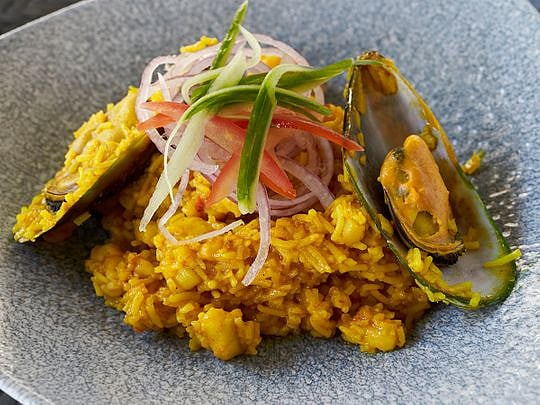 Watch Season 2: Cook with Gulf News Food - Emirati Seafood Erssia with Ghee