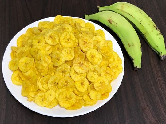 15-minute Kerala recipe for making ethakka upperi or banana chips from ...