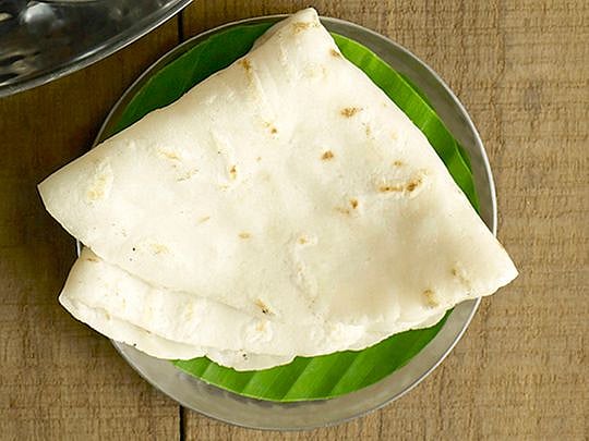 Maharashtrian Koli recipe for bhakri or rice flour flatbread