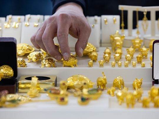 Why it is easier to sell gold jewellery at a profit compared to bars ...