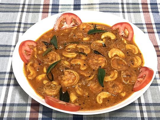 Video recipe for Cashew Prawn Curry from Kerala