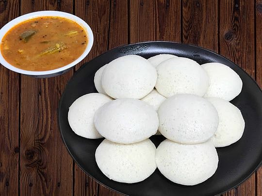 Video guide for making soft and fluffy idlis at home