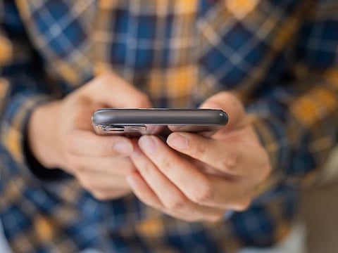 UAE: Facing an issue with your landline or mobile phone connection ...