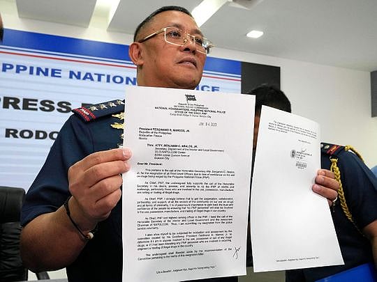 Philippine police chief offers to quit over drug-linked cops