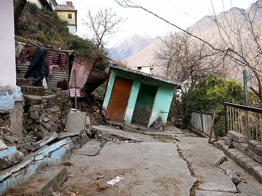 Four wards of Joshimath declared completely unsafe: Disaster Management ...