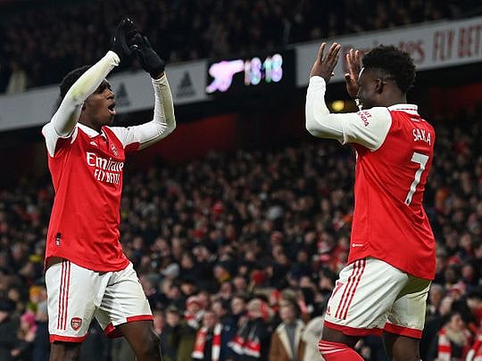 Arsenal beat Manchester United 3-2 to make title statement