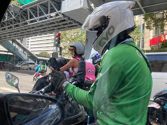 Philippines: 500,000 jobs promised by ride-hailing Grab super-app