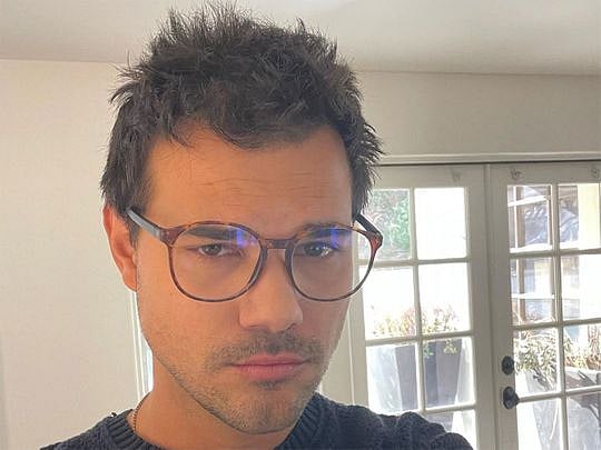 Hollywood: Taylor Lautner opens up on body image issues after 'Twilight'