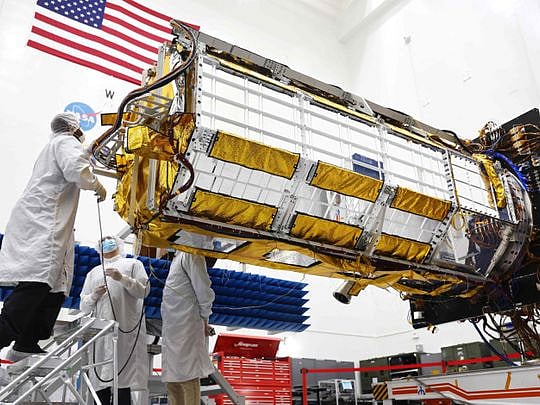 SpaceX awarded shared NASA contract worth up to $100 million