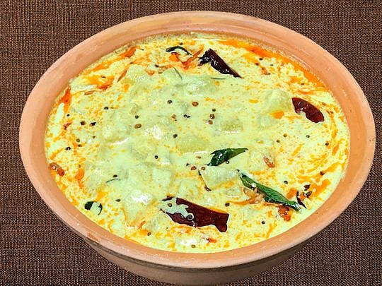 Video guide to making special Kumbalanga Pulissery or Kerala-style ash ...