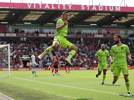 Premier League: Manchester United one point away from Champions League ...