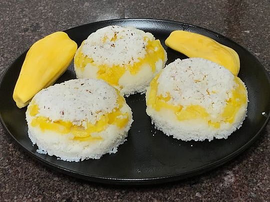 Video: Guide to making Kerala’s special chakka puttu or jackfruit steam ...