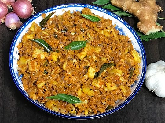 Video guide to making Kerala special koonthal thoran or squid stir fry ...