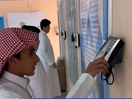 Watch: Fingerprint attendance system introduced in Saudi schools