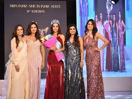 Madhuri Patle crowned Mrs Universe India 2023