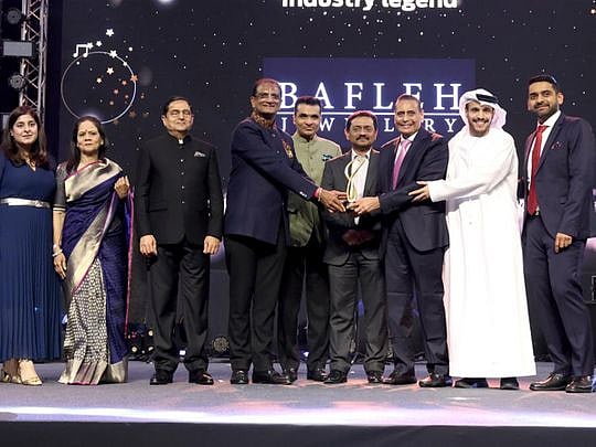 Bafleh Jewellers gets Industry’s Legend Award at IIJS event