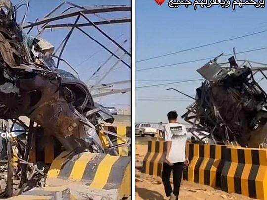 Saudi Arabia: 3 killed after car crashes into power pylon