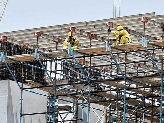 UAE mid-day work ban ends: 96 violations found