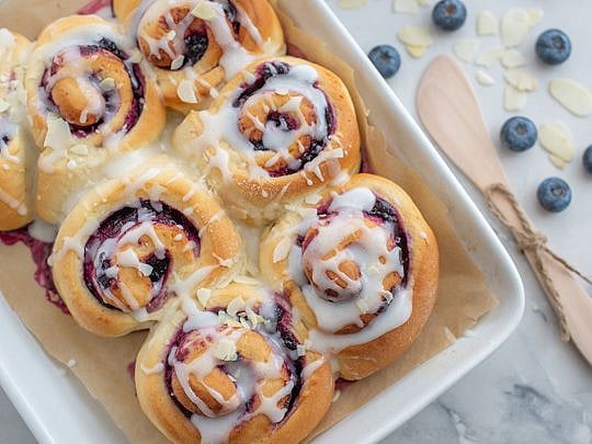 Video: Learn to make trending blueberry buns