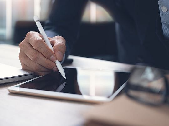 How to sign government documents online through UAE Pass