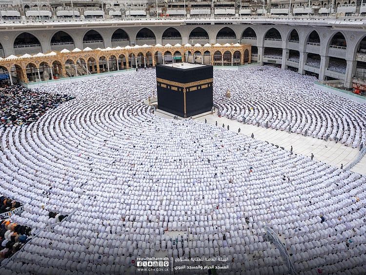 Inside Kaaba Bin Salman Announces Plans For A New 'Kaaba' Of