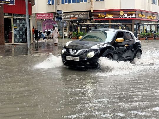 Unstable weather in UAE: Heavy rainfall in Abu Dhabi, Dubai, Sharjah ...