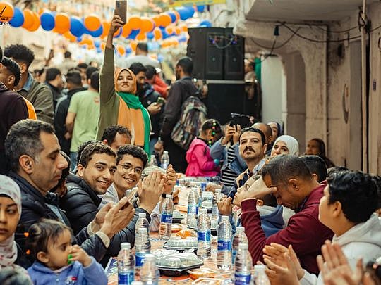 Egypt: 10,000 feast at Cairo’s Matariya mega-iftar on 10th anniversary