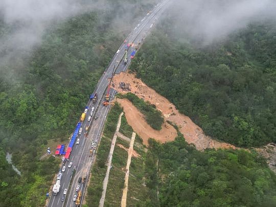 Death toll from south China road collapse rises to 48