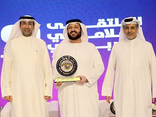 Arab Media Forum in Kuwait honours Emirates News Agency's Director ...