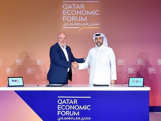 Qatar Free Zones Authority signs pact with FedEx to establish regional ...