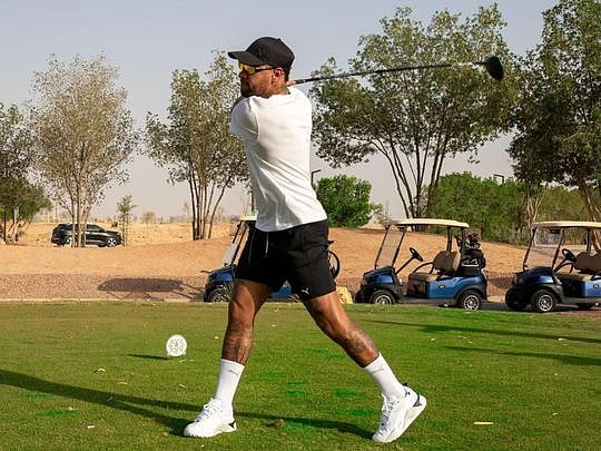 Neymar Jr heads to the fairways in Riyadh