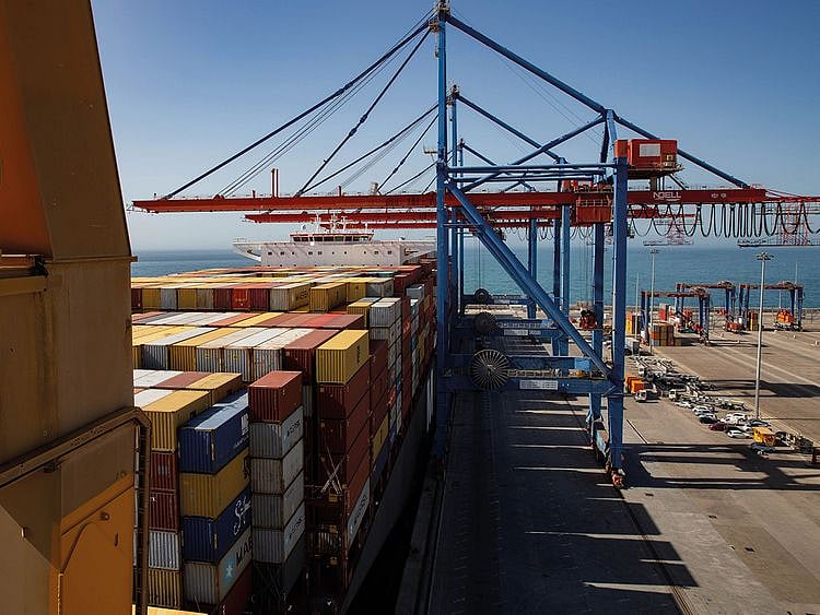 AD Ports Acquisition: Majority Stake in Egypt's ALCN to Boost Control