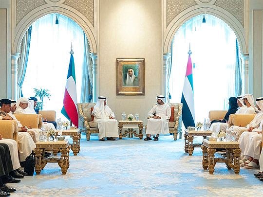 Sheikh Hamdan bin Mohammed meets with Kuwait’s First Deputy Prime Minister