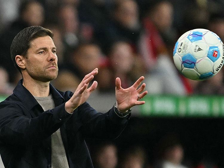 Real Madrid Managerial Shake-Up: Xabi Alonso Out, Arbeloa In