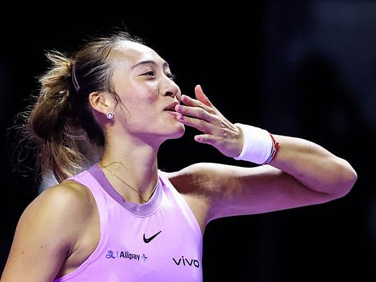 Olympic champion Zheng moves into last four of WTA Finals