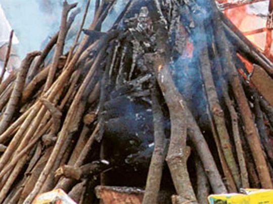 Indian man awakes on funeral pyre moments before set on fire
