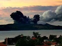 Taal, volcano near Manila, erupts – but no large-scale eruption seen