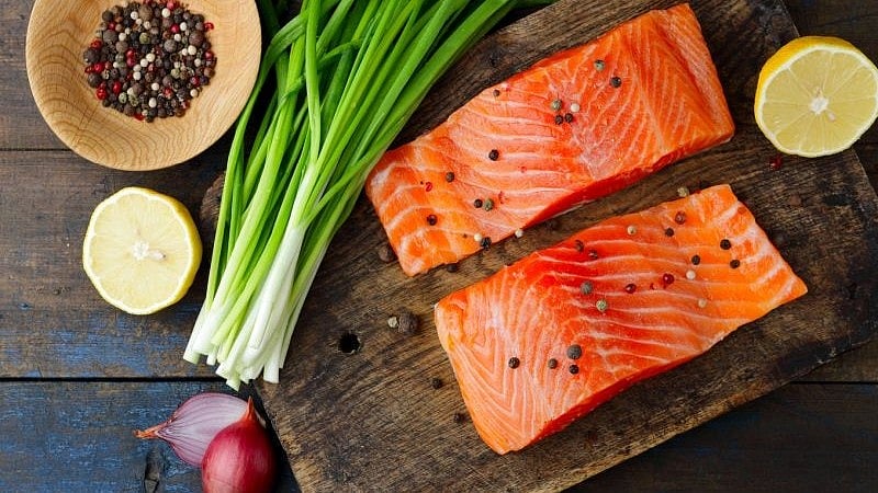 Eating Oily Fish Reduces Heart Disease Risk for Those With Family History