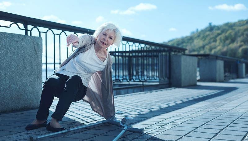 Prescription Opioids Linked to Increased Risk for Serious Fall Events