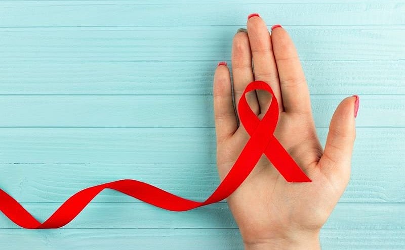 Accelerated Epigenetic Aging Seen in Women With HIV