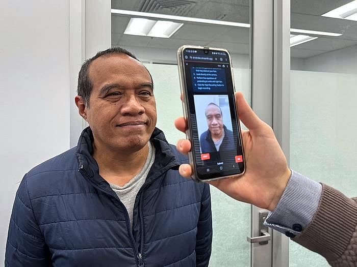 Smartphone-Based Face Screening Could Help Paramedics Spot Stroke