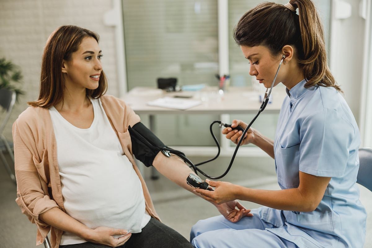 Study Links Elevated Blood Pressure to Pregnancy Complications